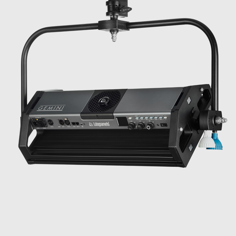 LitePanels Gemini 2x1 Soft Panel - EU - Pole Operated Yoke - Mediability